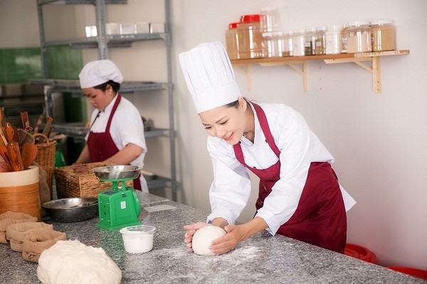 Con đường trở thành Bếp trưởng bếp bánh