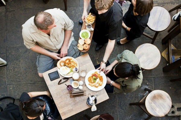 Dine and Dash là gì? Những điều cần biết về Dine and Dash