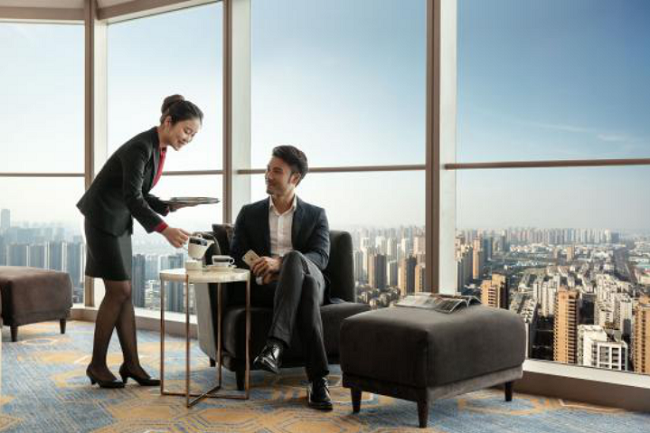 Quy trình check-in tại phòng cho khách VIP và 8 việc cần chuẩn bị