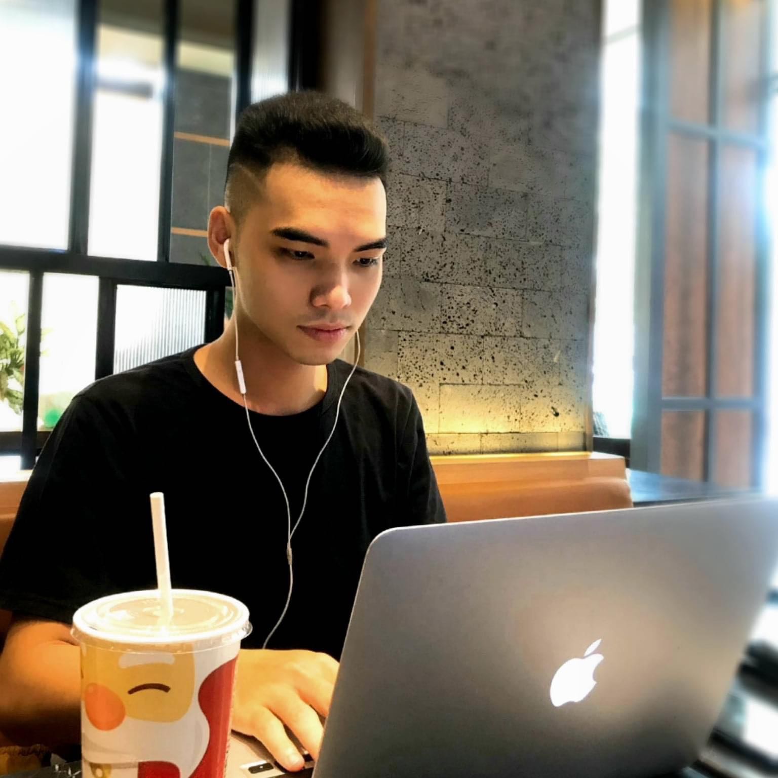 Hồ sơ online Nguyễn Hoàng Phi: Nhân viên, Nhân viên Nhà hàng- khách sạn ...