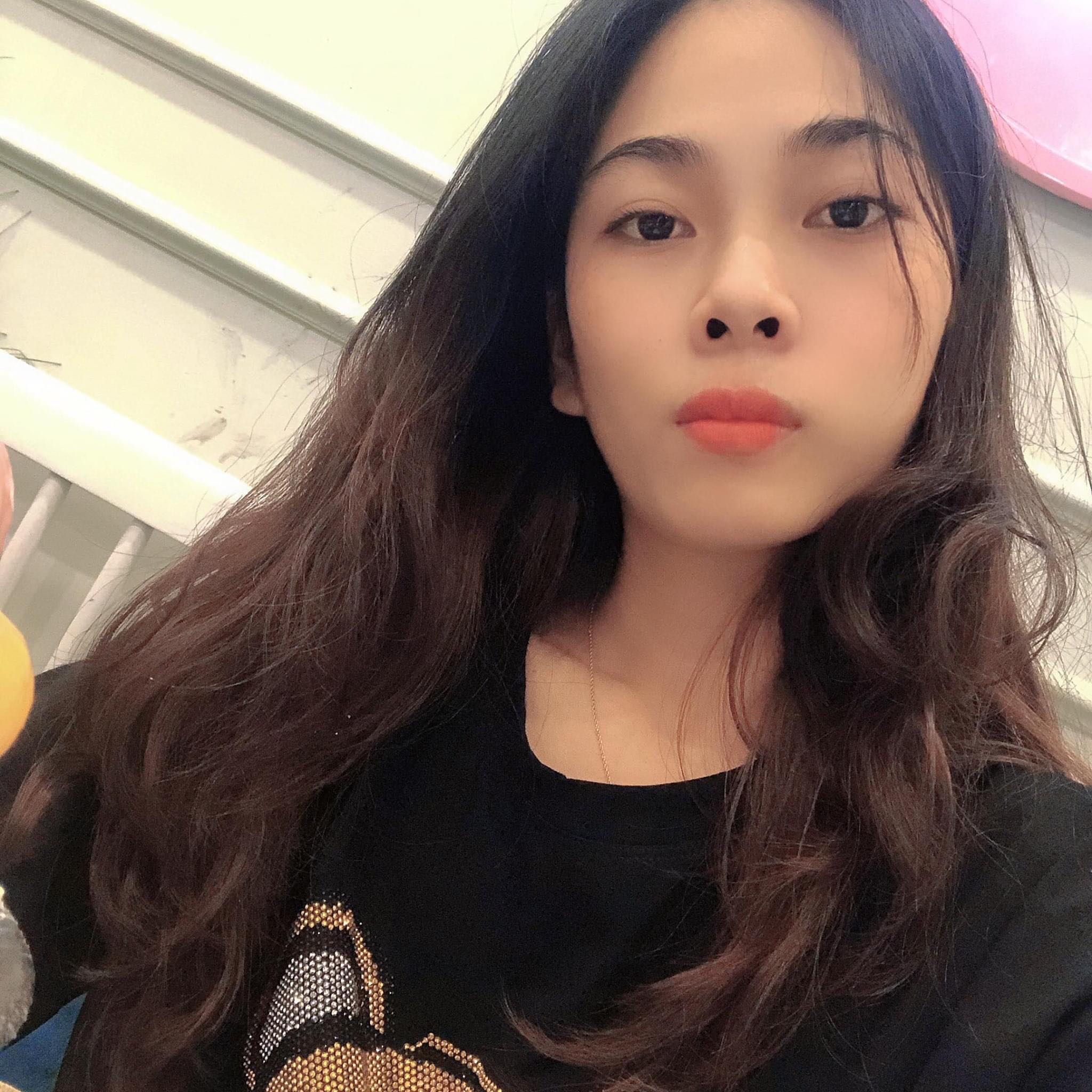 Hồ sơ online Nguyễn Thị Hồng Vân: Nhân viên, Nhân viên bếp - Hoteljob.vn